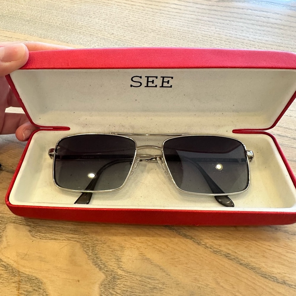 Metal Rectangle See Frame - Gem